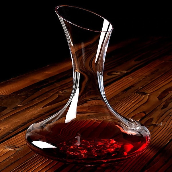 Carafe à vin : comment bien la nettoyer? | Astuce